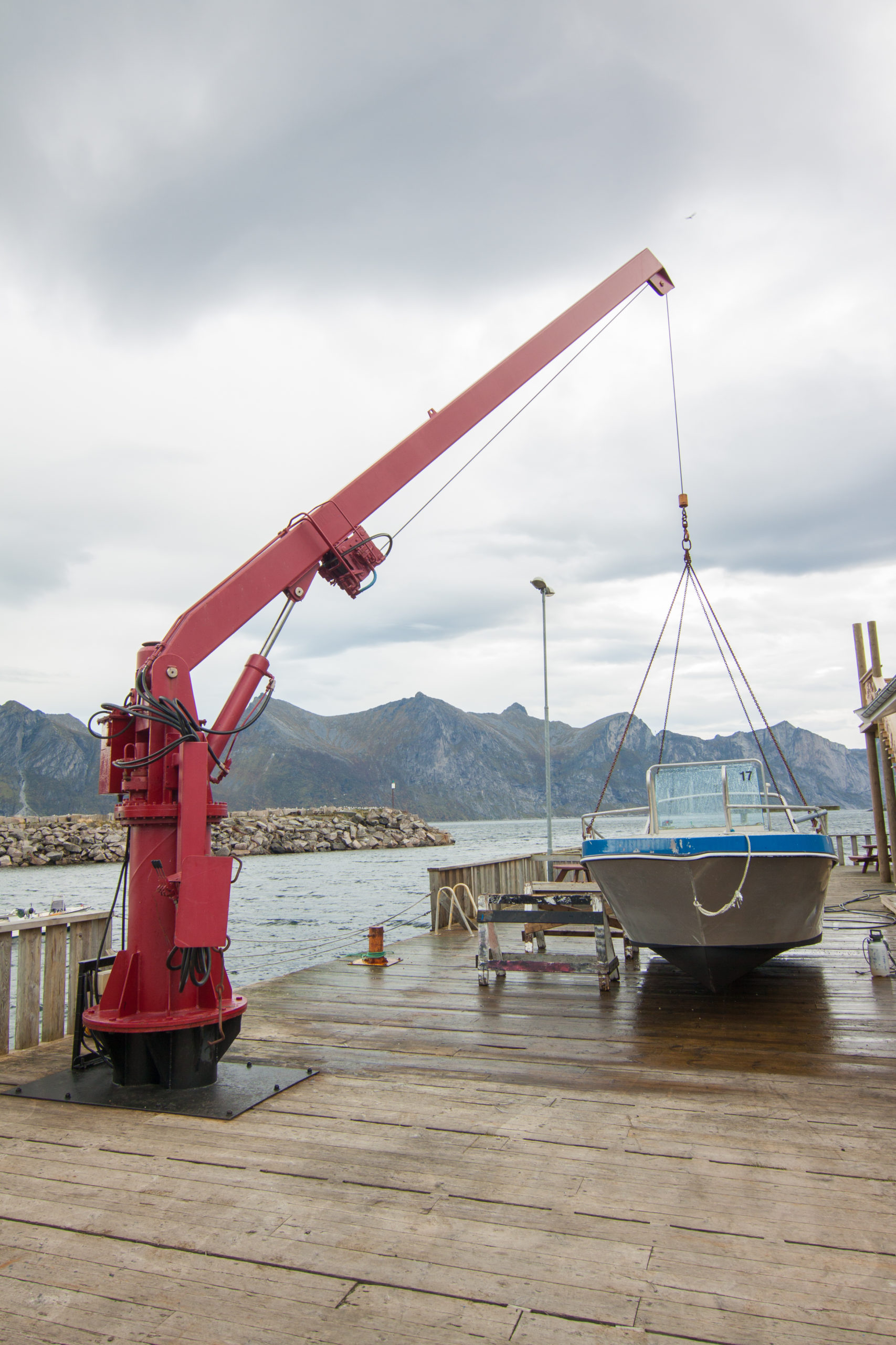 Boat Hoists And Lifts Marine Construction Magazine Boat Hoists And Lifts Marine Construction Magazine