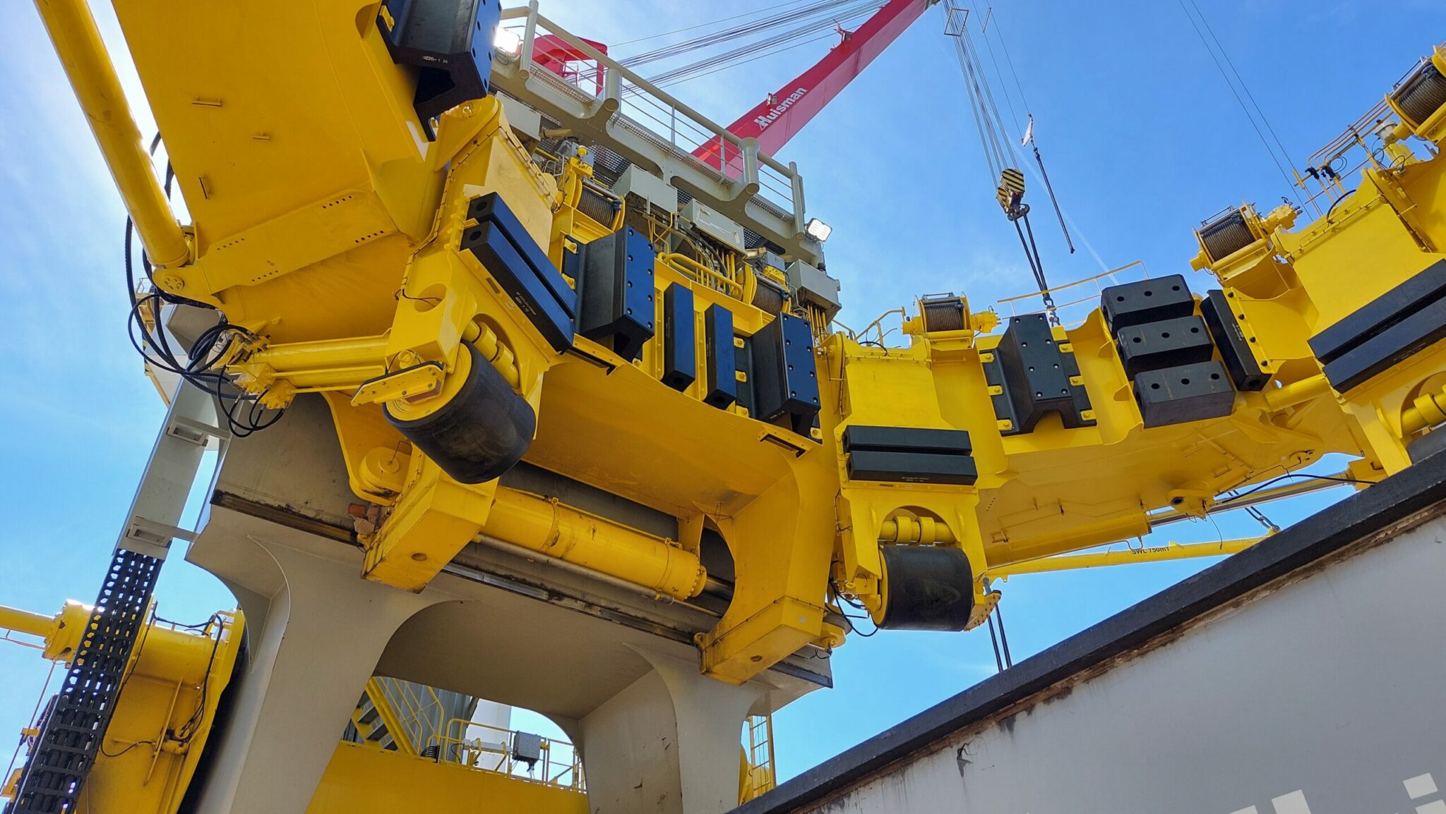 Sheet Pile Cofferdams - Marine Construction Magazine
