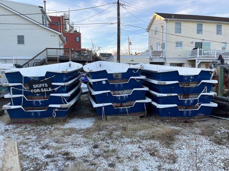 (12) 15′ Henrique Fiberglass Skiffs w/15HP Suzuki 4 Stroke Out Boards ...